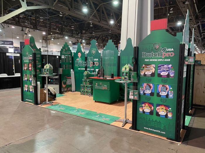 Ein kompletter Messestand mit dem De Inhaker | Unternehmen7